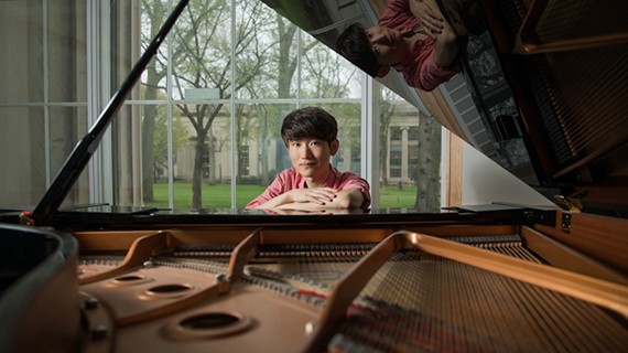 Tony Zhang '19 Studies in the Lab and at the Piano | Massachusetts ...